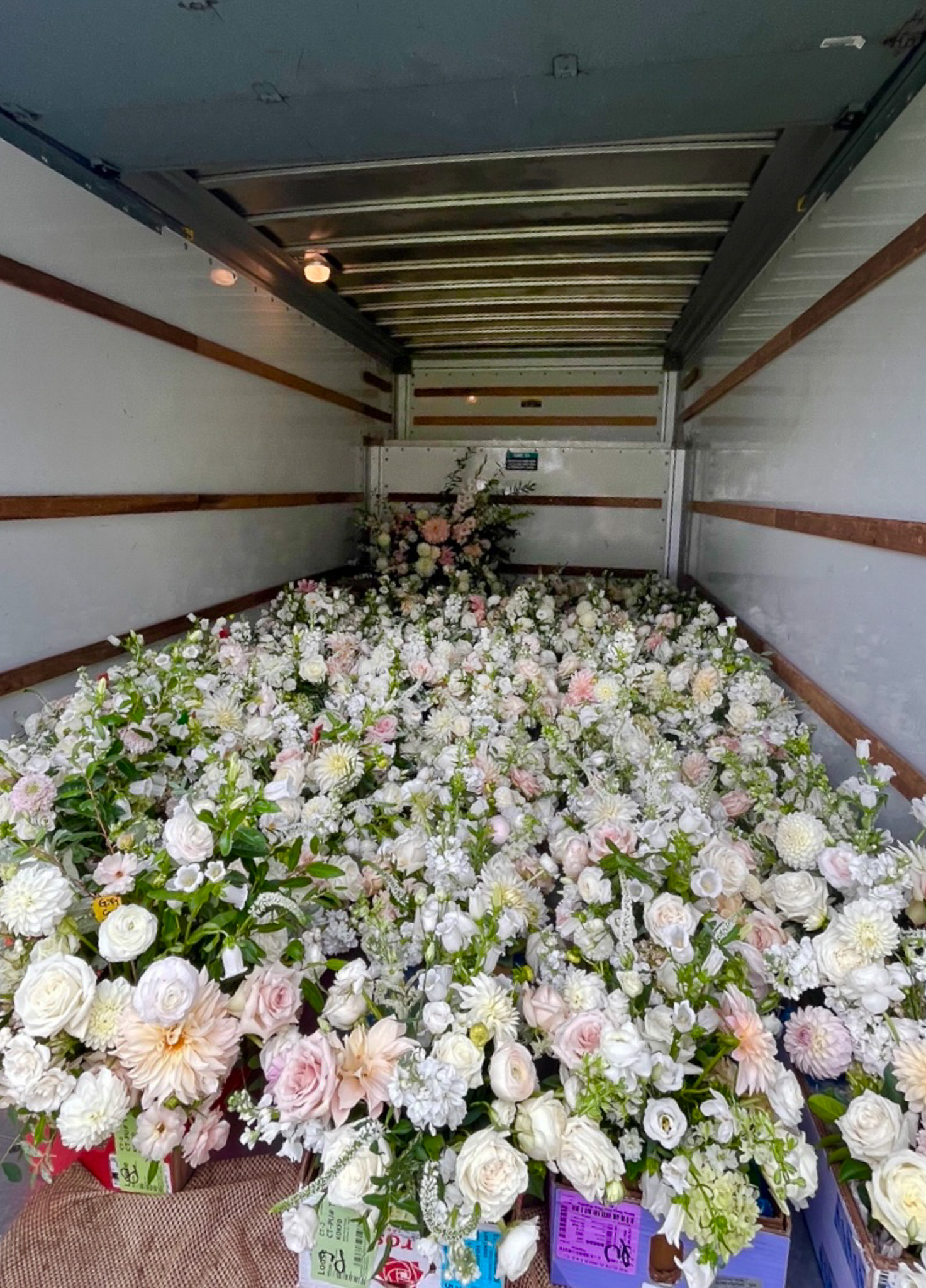 12 Essential Items for Your Wedding Flower Delivery Van/Truck ...