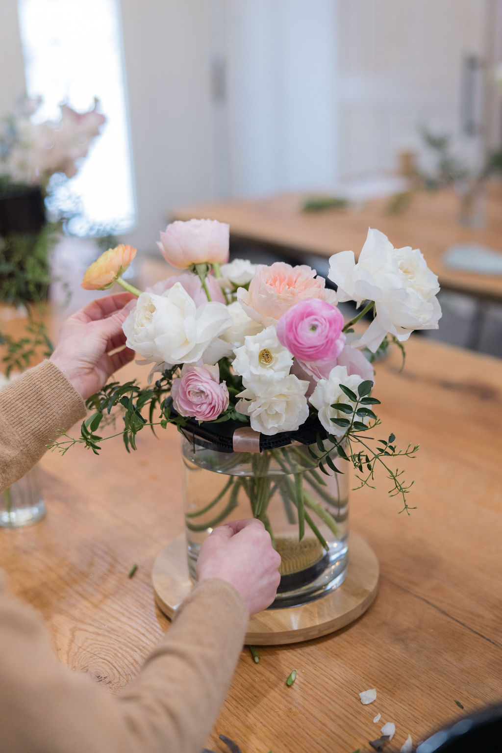 Wedding Bouquet Workshop using StemSlider Tool - kokofloral.com